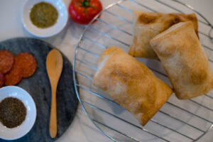 The 3 Best Pizza Puff Chicago | BestChicago